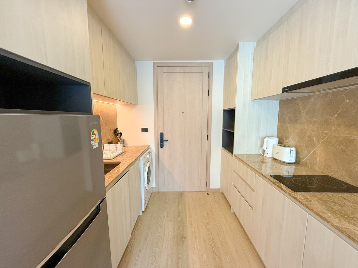 *Modern 1BR Condo with Pool & Gym Access C235 - Flats for Rent in ...