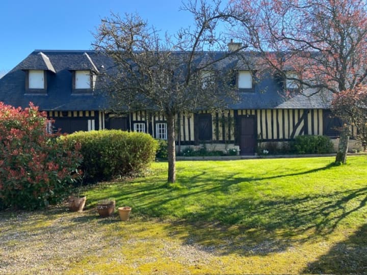 Charmante Maison De Famille Dans Le Pays D'auge - Lisieux