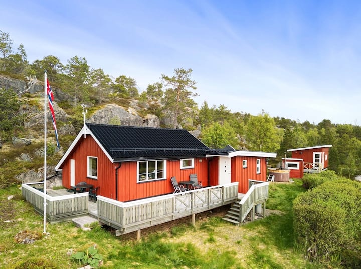 «Linken» Er Klar Til Utleie, Rett Utenfor Lødingen - Lødingen