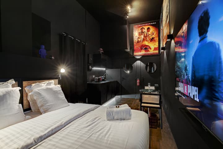 Suite Cinéma - Jacuzzi - Proche Part-dieu - Lione