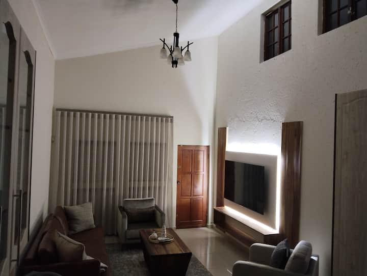 Melkbos Corner - Emalahleni