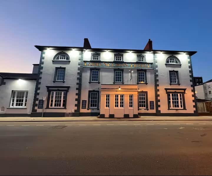 Deluxe Double Twin Room - Milford Haven