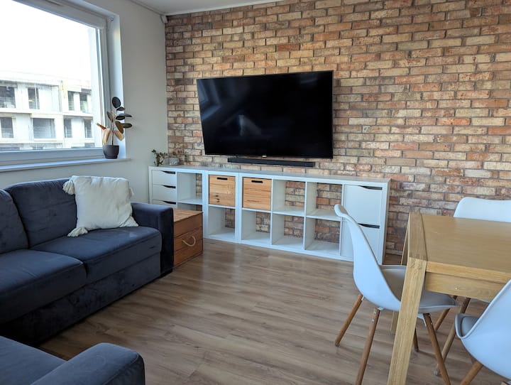 Mieszkanie Z Widokiem Na Rzekę. 2 Km Od Rynku - Wrocław