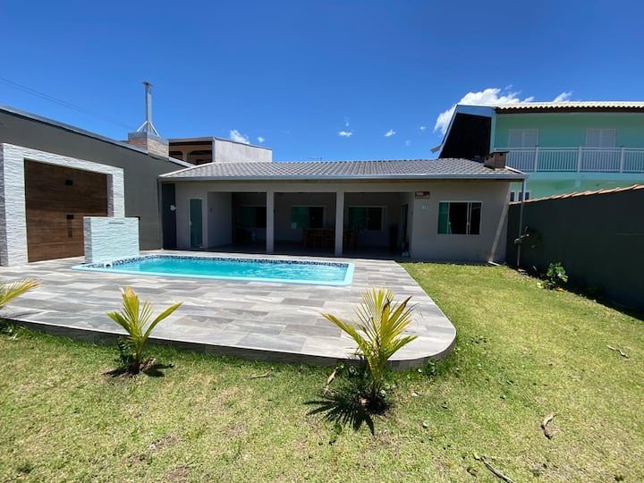 Casa Espaçosa Com Piscina E Pertinho Do Mar - Matinhos