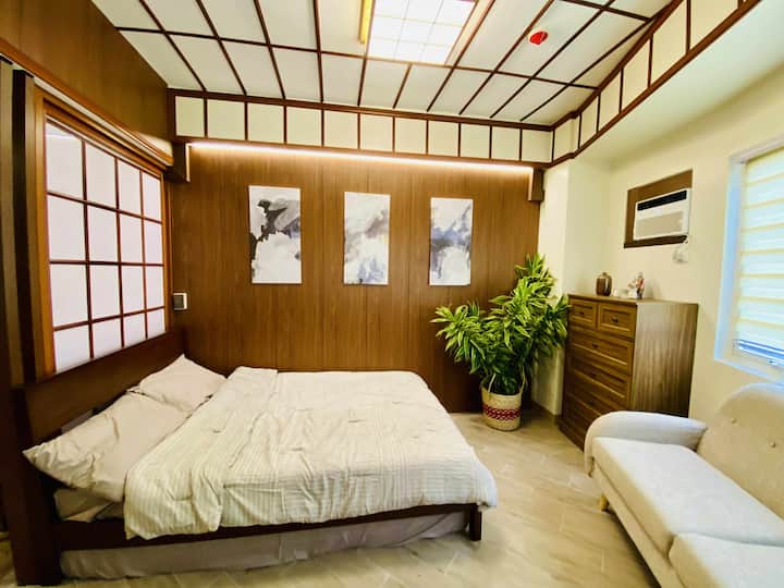 Okaeri Place - One Regis - Silay