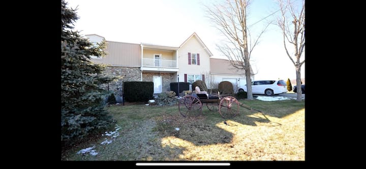 Family Retreat With A View. - Bath, NY
