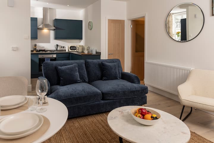 18 Tivoli Mews - Cheltenham