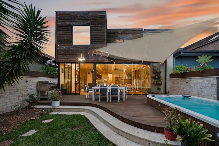 Room Near City Center -King Bed & Ensuite Bathroom - Sydney