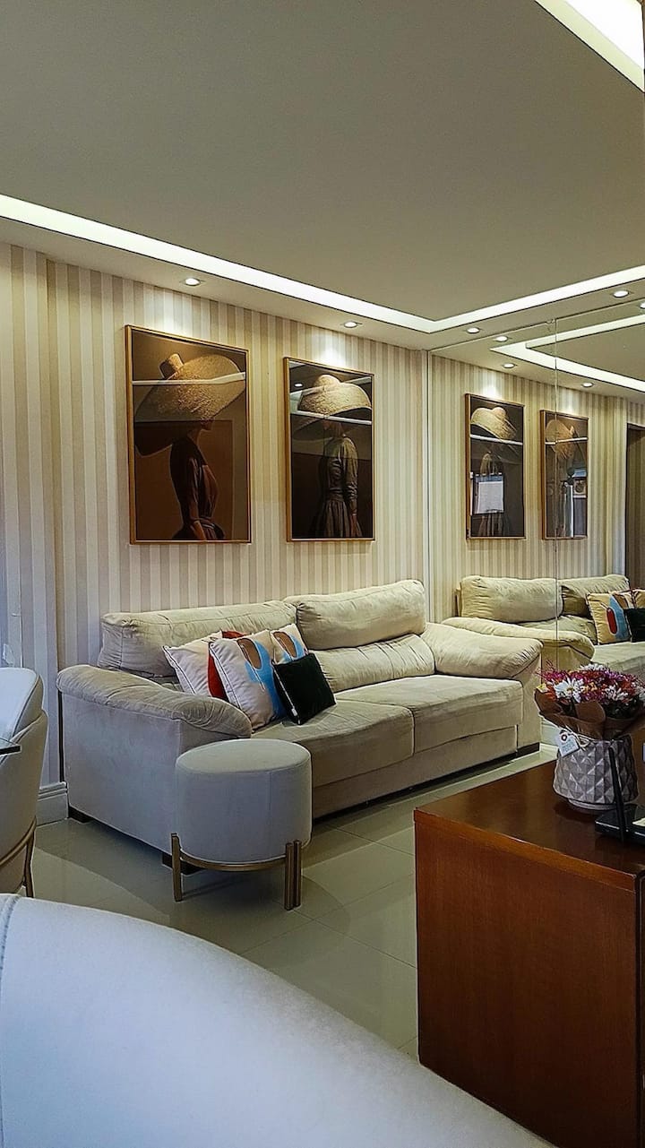 Faço Do Meu Aconchego, Tua Casa Para Que Cham Lar - Lauro de Freitas