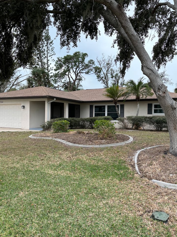 Venice Florida Charm In The 3 Bedroom 2 Bath Home - 베니스