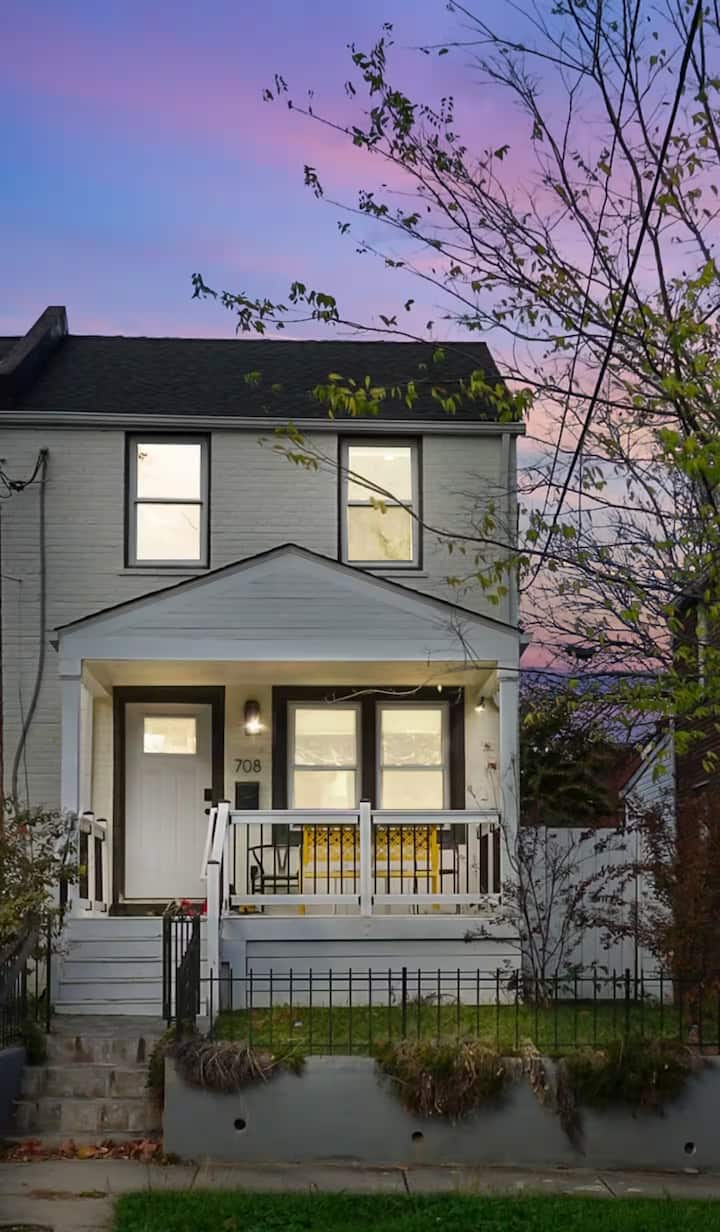 Zen 1bd 1ba, Free Parking, Washer Dryer - Washington, DC