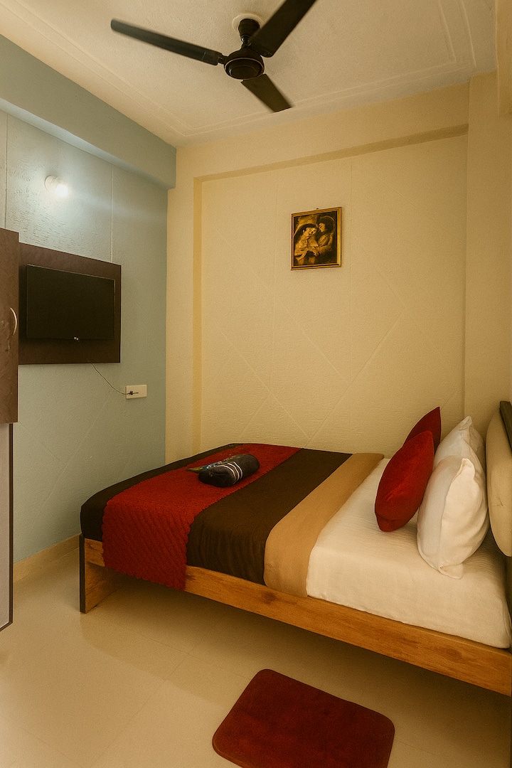 Srt Homes Is Classical Boutique Bed & Breakfast - Ranchi