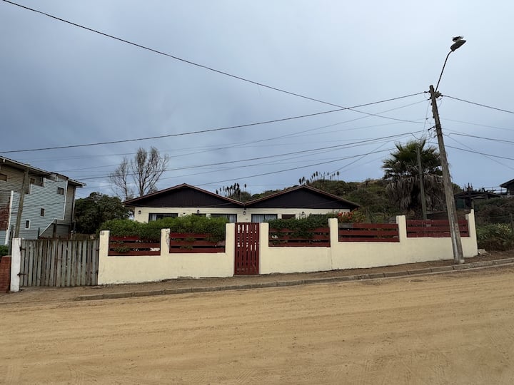 Acogedora Cabaña Junto Al Mar Para 4 Personas. - 