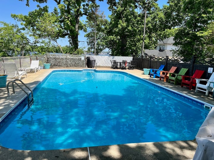 Pistakee Lake Gem Pool, Pier, Panoramic Lake Views - フォックス・レイク, IL