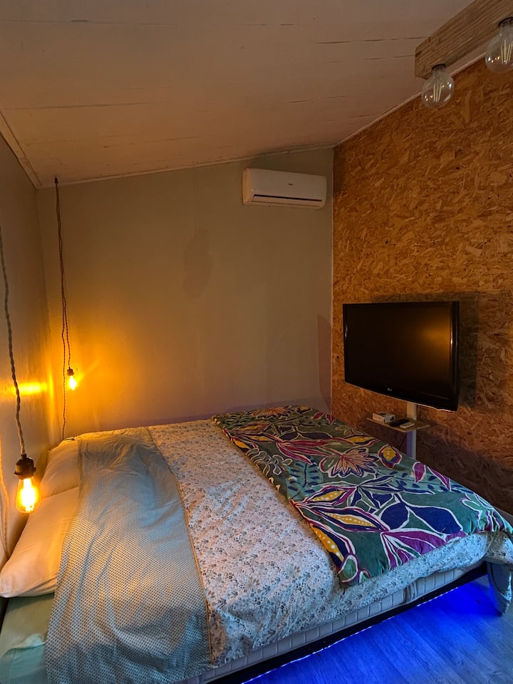 Chambre En Ville Proche Gare, Entrée Indépendante - Saint-Maixant