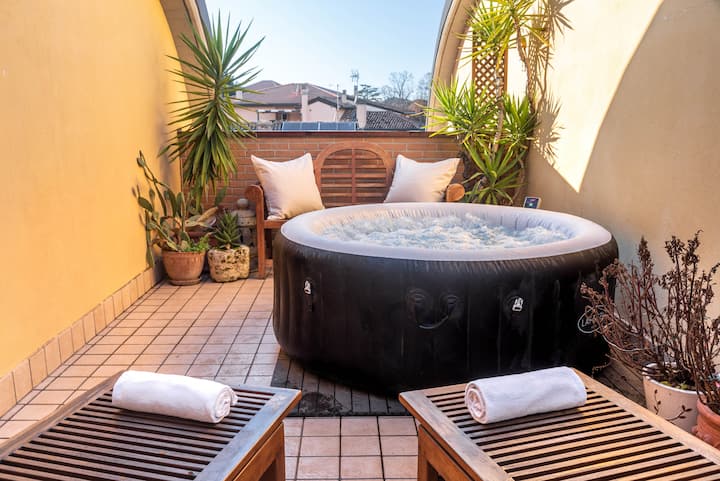 Arte E Relax Con Idromassaggio | Red Carpet - Padua