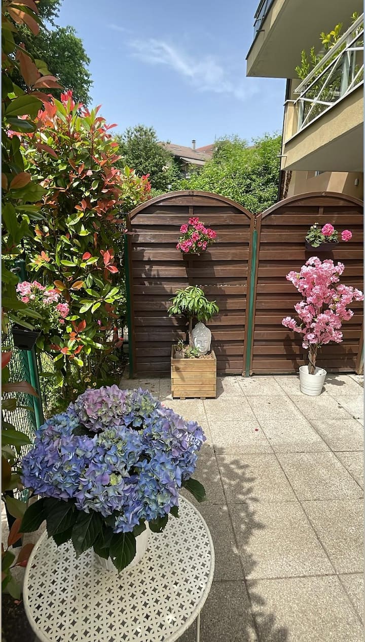 Chambre Centre Ville , Proche Gare Verdoyant Calme - Rumilly