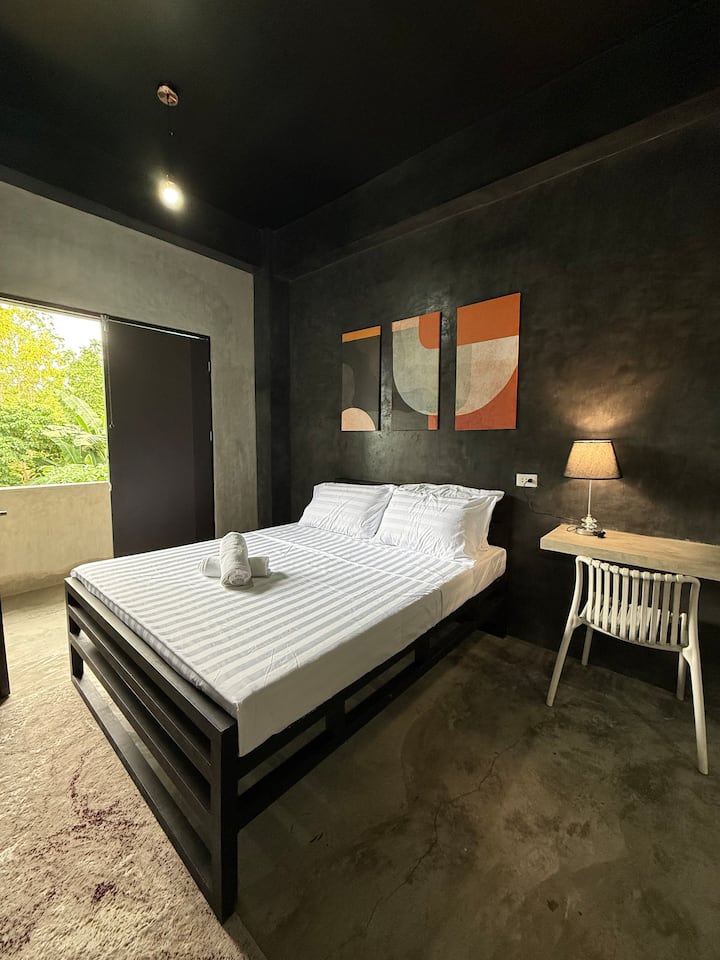 Greyhouse Moalboal Family Room 1queen 1double - Moalboal