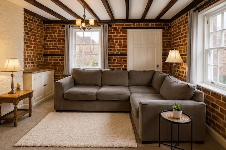 The Cottage Retreat @ The Famous Kings Street - Canterbury