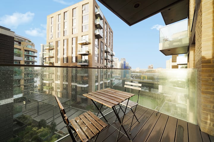 Bright 2-bed Flat W/ Balcony · Fast Wi-fi · Sw11 - Chelsea, Londra
