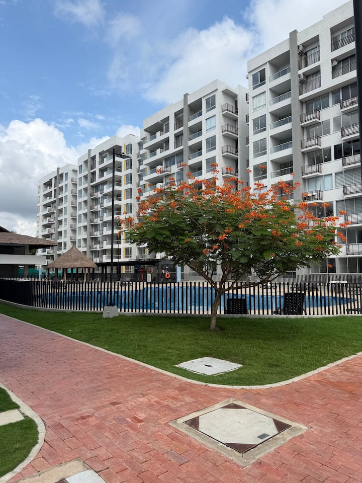 Apto Elegante En Ricaurte Con Piscina Bbq Y Aire - Girardot