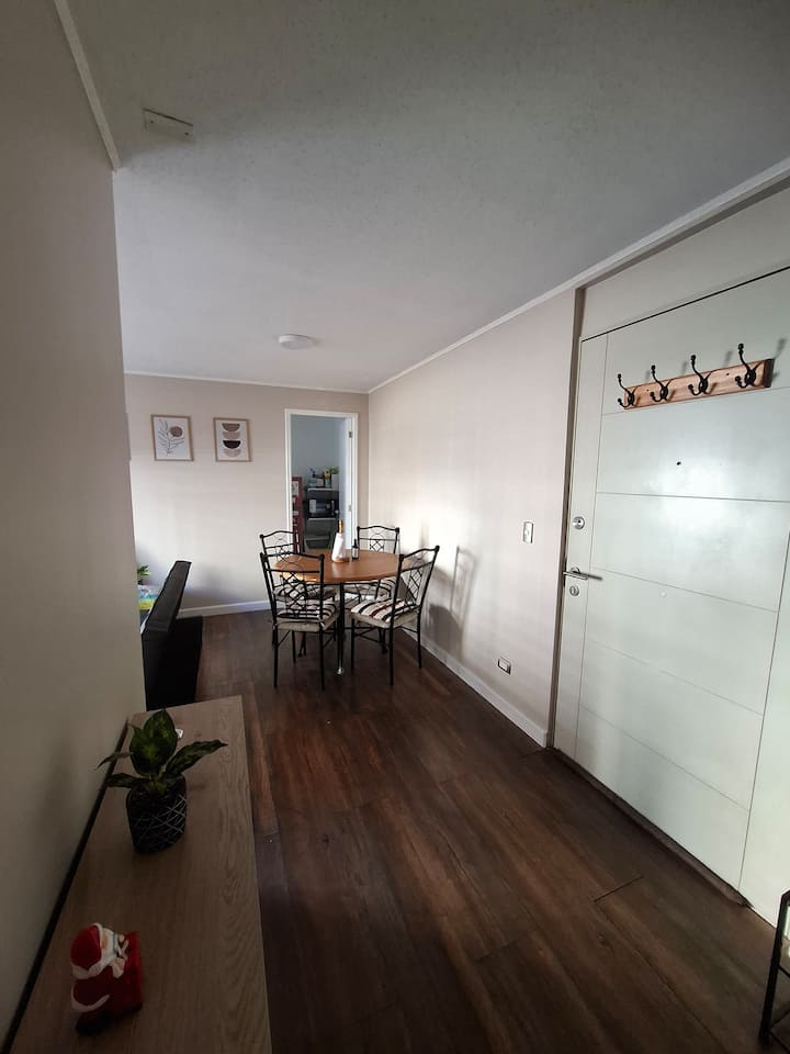 Dpto. En Condominio Con Estacionamiento Privado - Valdivia