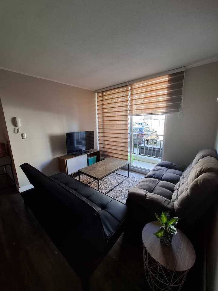 Dpto. En Condominio Con Estacionamiento Privado - Valdivia