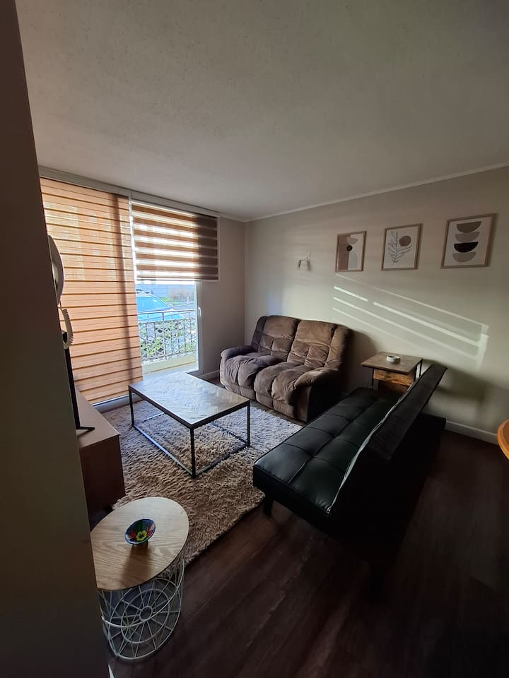 Dpto. En Condominio Con Estacionamiento Privado - Valdivia