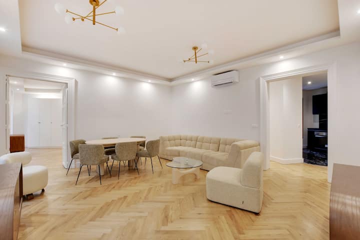 Luxueux Appartement 5bdr / 10p - Champs-élysées - Nanterre