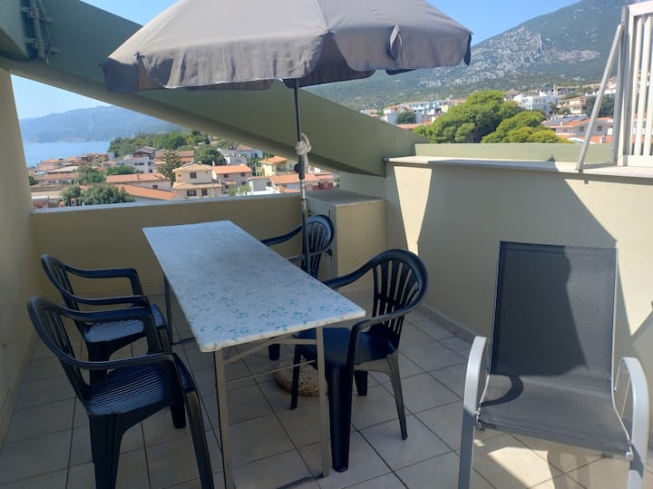 Appartamento Panoramico A 80 M. Dal Mare - Cala Gonone