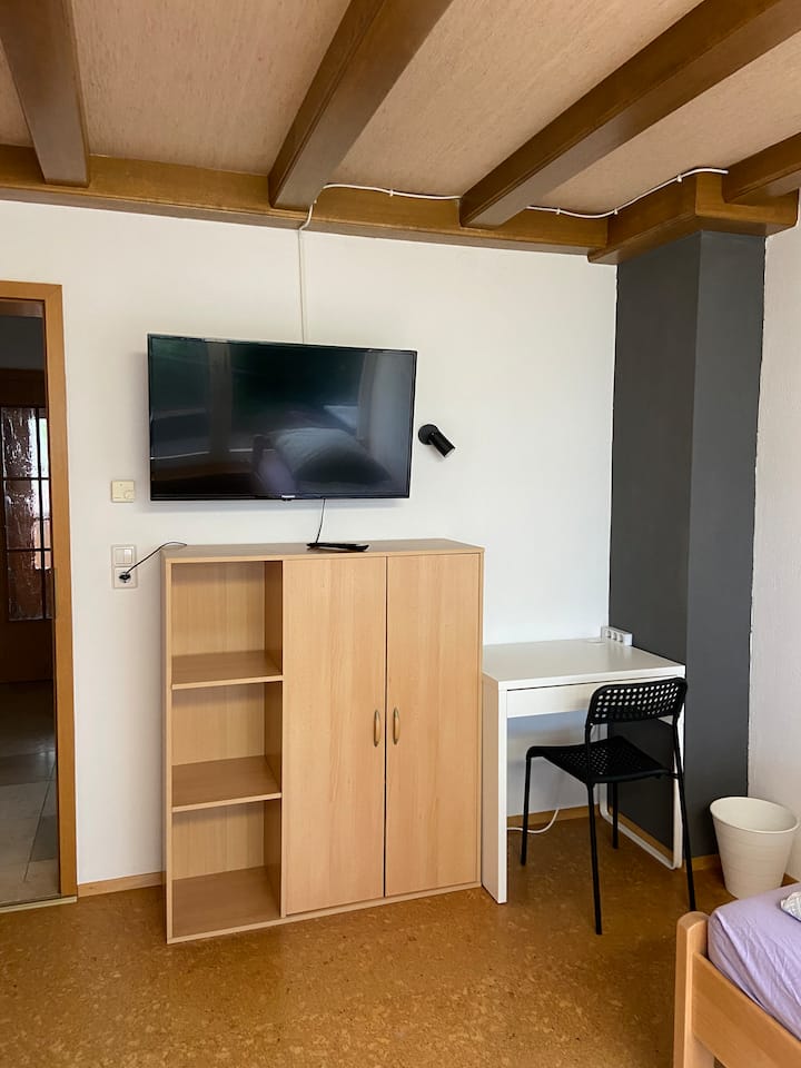 Große Ferienwohnung Für Bis Zu 8 Personen - Kehl