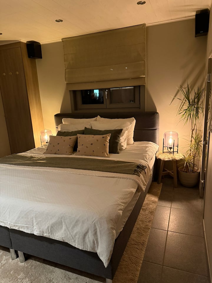 Dhoye 'Garden Suite' Met Sauna - Zulte