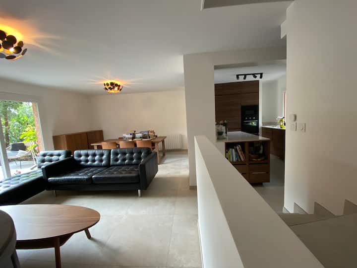 Cosy 4 Bedroom House Near Geneva/un/mountains - Ferney-Voltaire