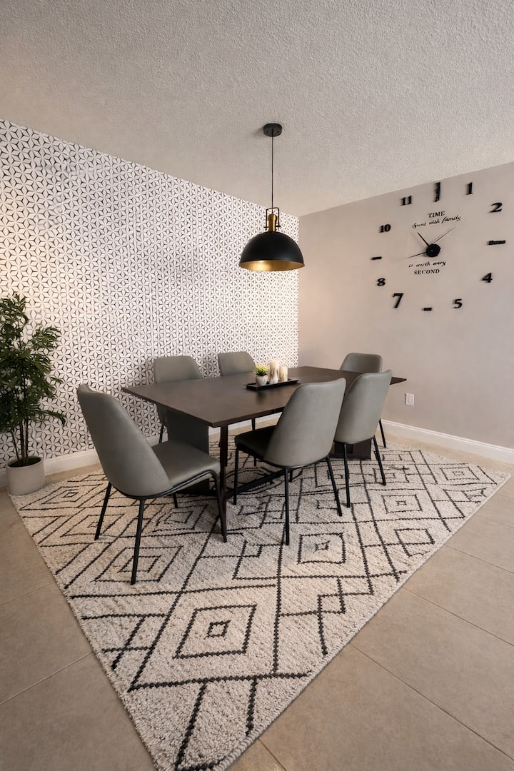 Vacation Qjr - Cutler Bay, FL