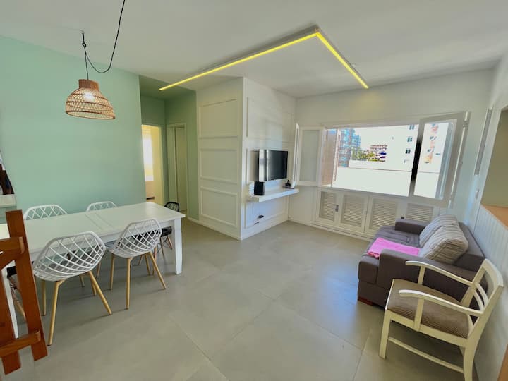 100m Da Praia, Cobertura Central 2 Dorm, Box, Wifi - Capão da Canoa