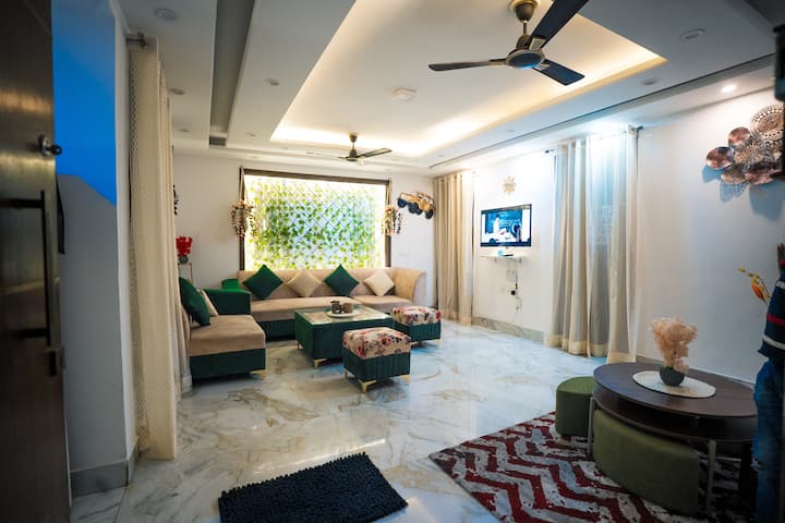Eden House 3bhk By Urban House W/pvt Washrooms - Neu Delhi