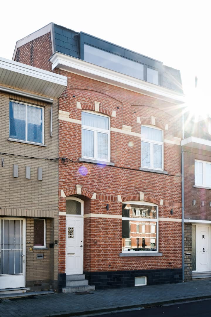 Cozy Courtyard House Hasselt - Hasselt