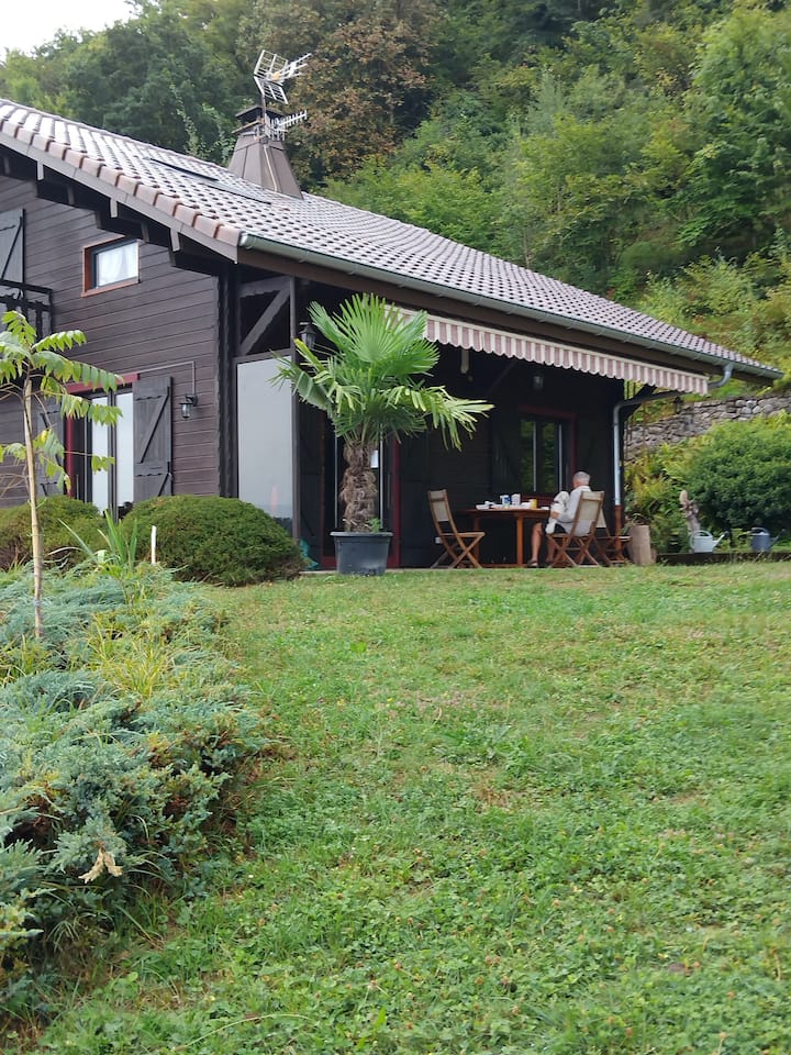 Authentique Chalet En Bois
Panorama Exceptionnel - Lugrin