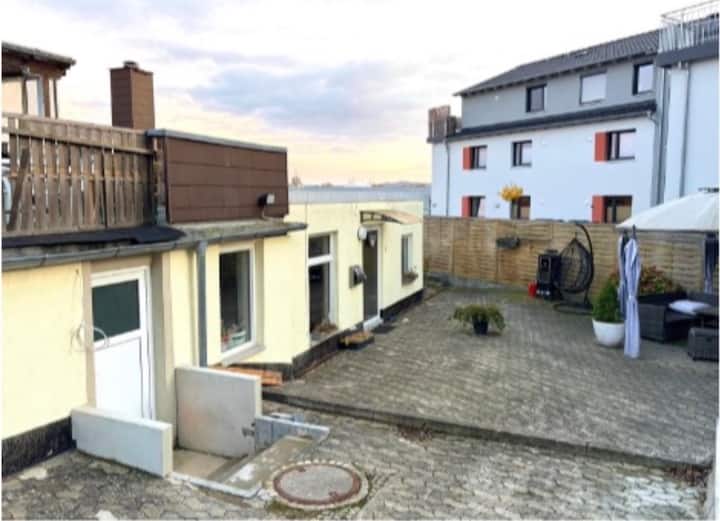 Geräumige 4-zimmer-wohnung In Ruhiger Lage - Göttingen