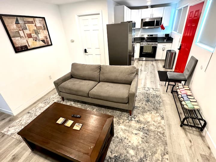 Cozy 2bed + 2 Parking By Dodger Stadium - Florence Avenue – Los Angeles
