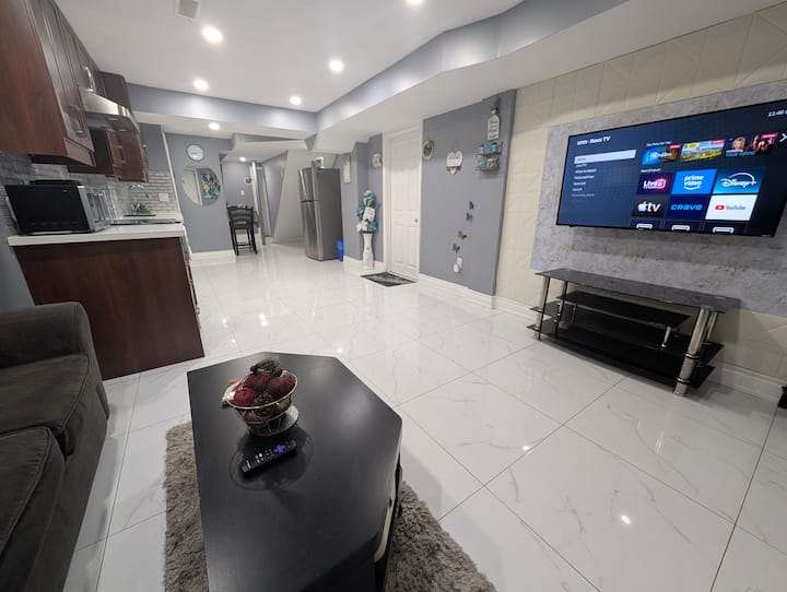 2 Bedroom, 2 Washroom Private Entire Unit - Ajax