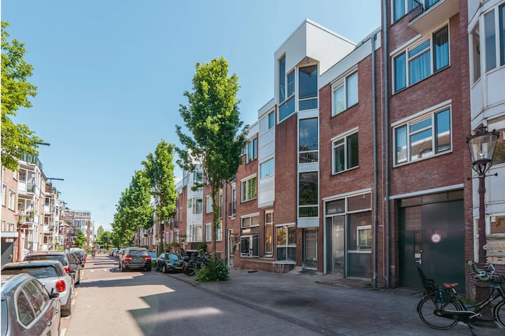 Bright Apartment With Outdoor Space In Ams-east - Amsterdam