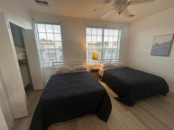 Be Our Guest Crest (3br3.5ba6beds) - Orlando, FL