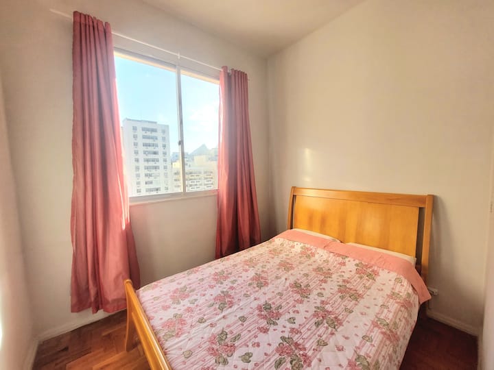 Vista Pro Cristo • Praia A Pé • Metrô Pertinho - Glória