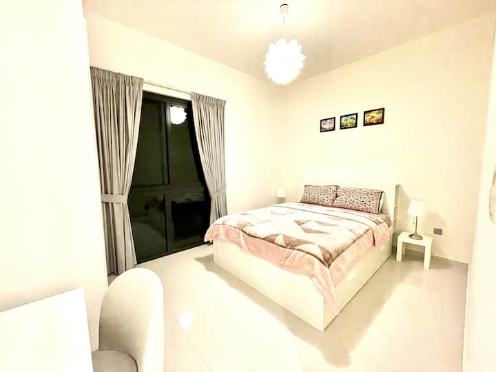 Private Ensuite Room With Bath -Luxury Dubai Villa - Dubai