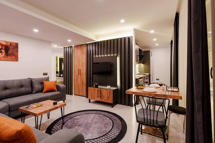 4 Kişilik Ailelere ÖZel •Mutfaklı • Kahvaltı Dahil - Aksu