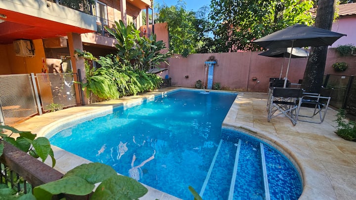 Habitación Céntrica Con Pileta Y Wi-fi Rápido - Puerto Iguazú