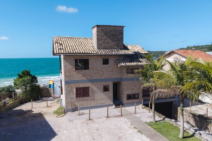 Casabombinhasbeiramar - Bombinhas