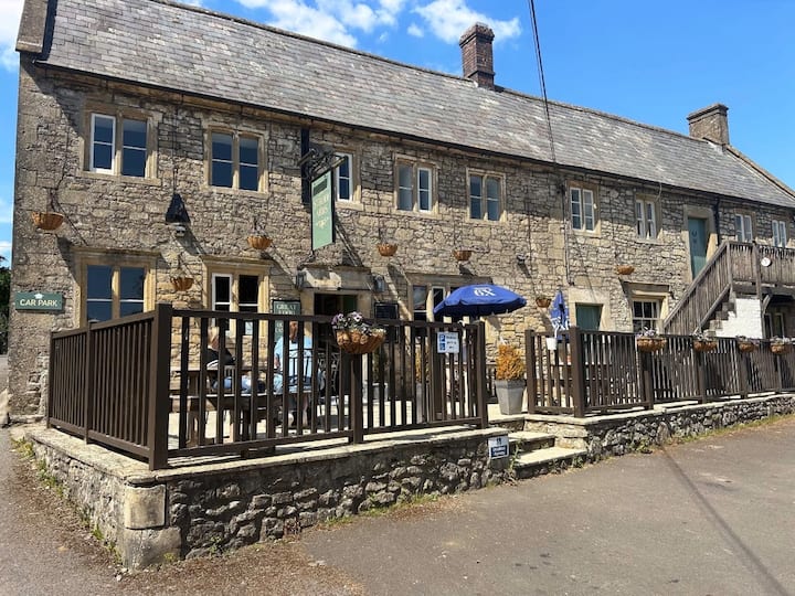 The Nest At The Strode Arms - Shepton Mallet