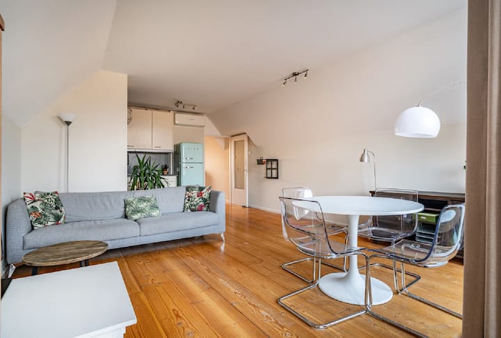 Bright Flat In City Centre Overlooking Canals - Leyde